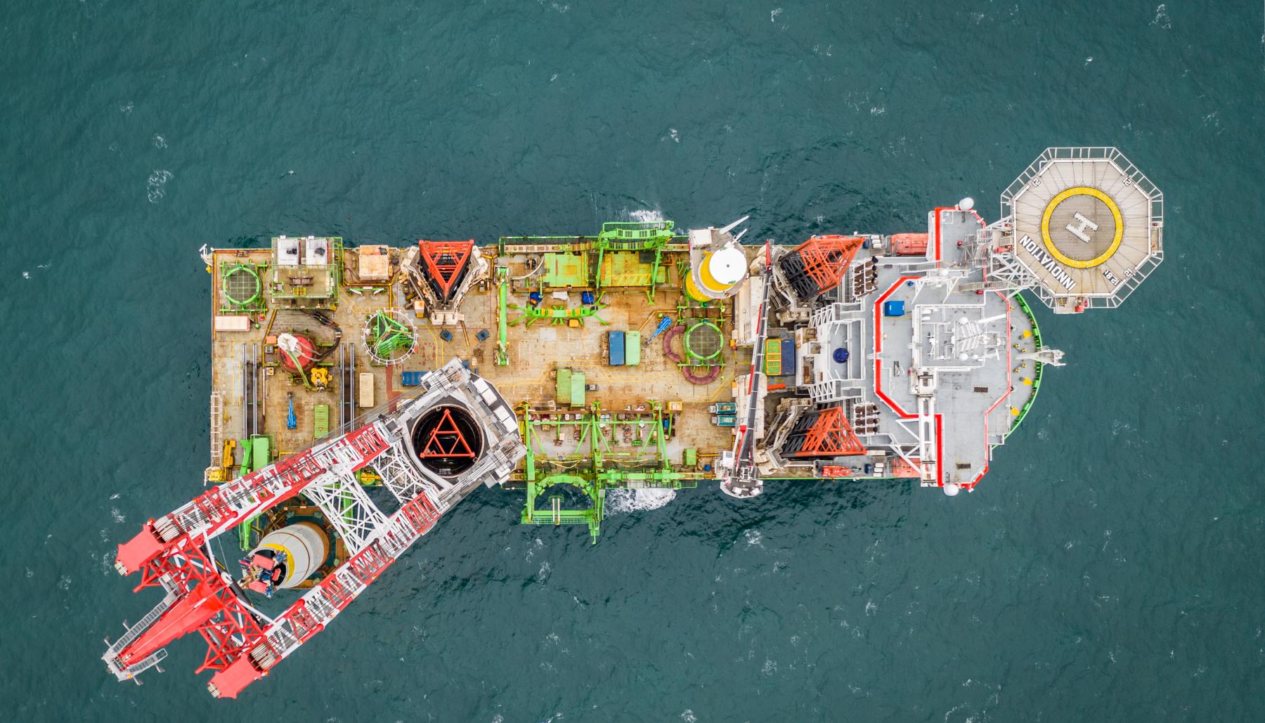 Offshore wind: New transformer on DEME's vessel Innovation