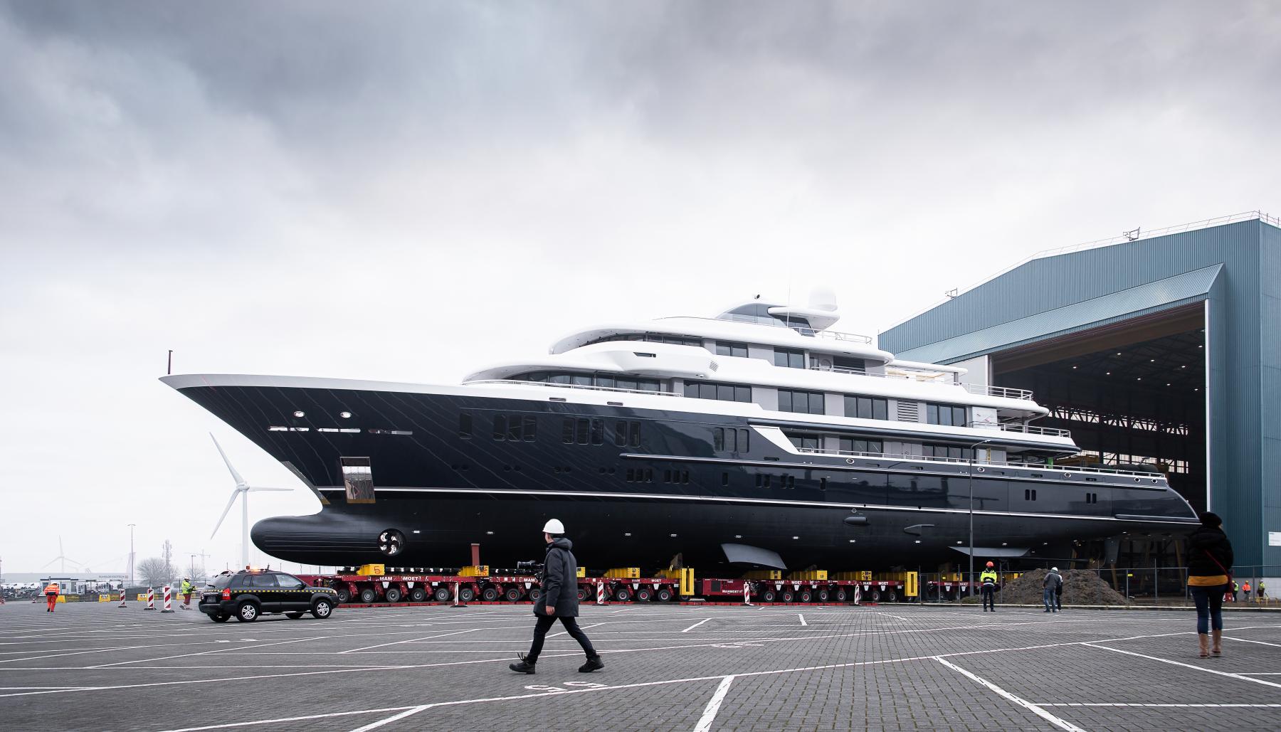 A complete transformation: Alewijnse electrifies superyacht MOONSTONE ...